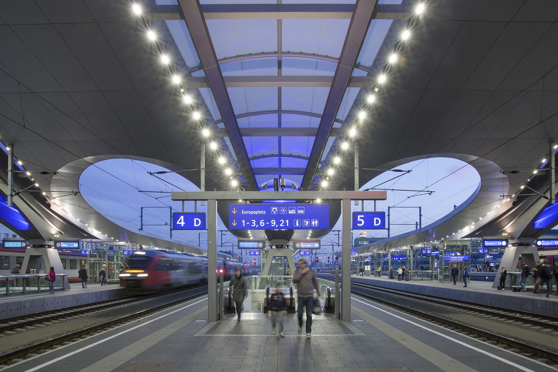 ÖBB HBF GRAZ 1 - Fotostudio Chris Zenz